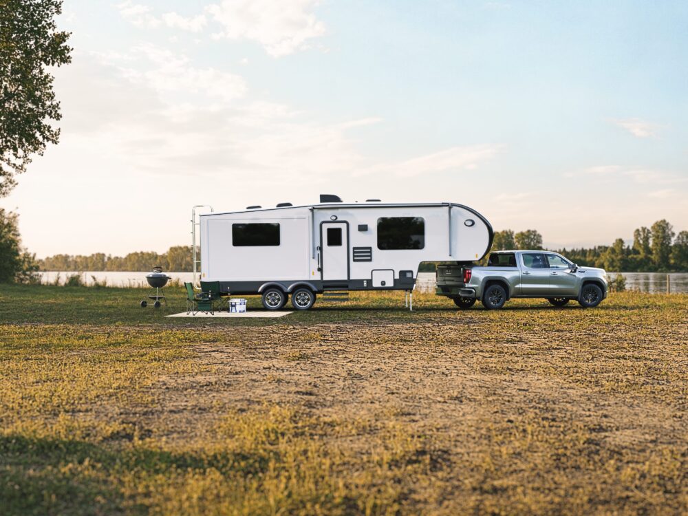 Hybrid Trailer - Go RVing Canada