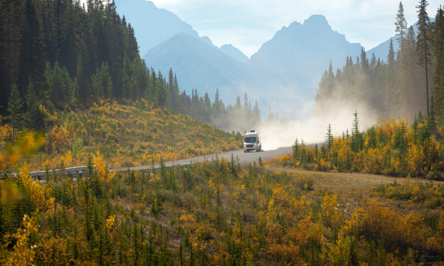 Woody's RV World (Edmonton) - Go RVing Canada