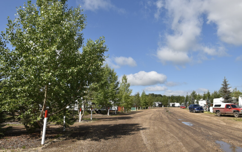 Discover Country Roads RV Park - Go RVing Canada