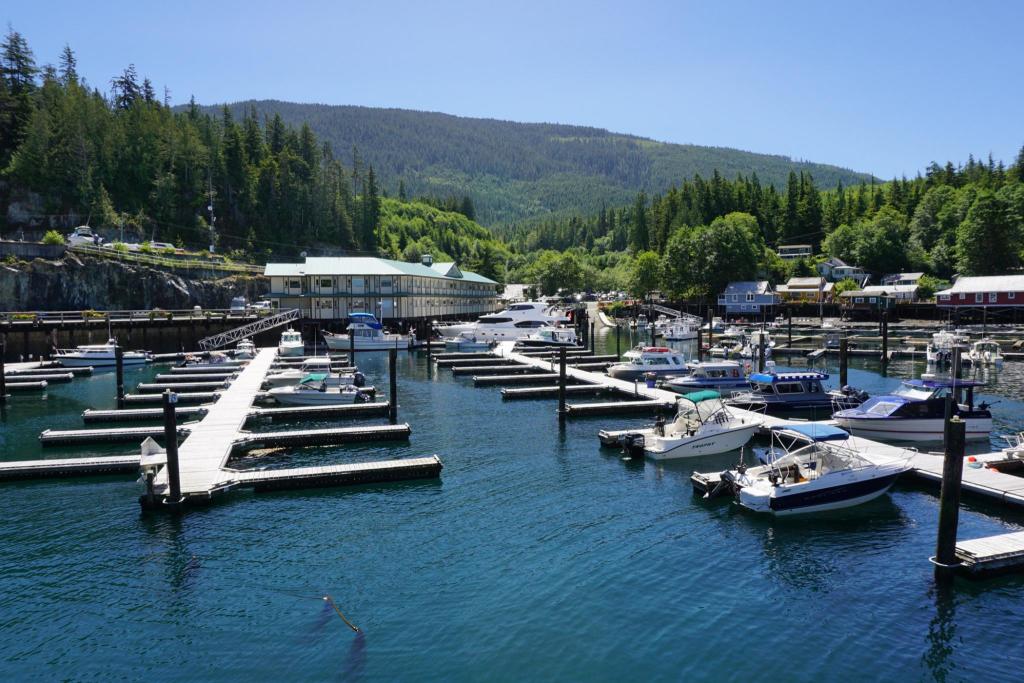 Telegraph Cove Marina & RV Park - Go RVing Canada