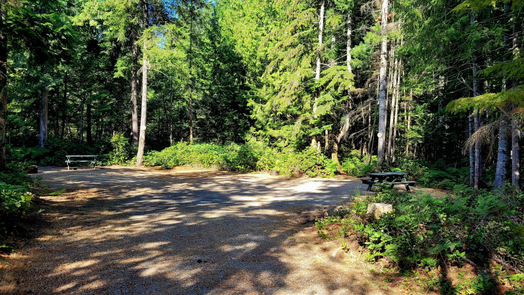 Bayside Campground & RV Park - Go RVing Canada