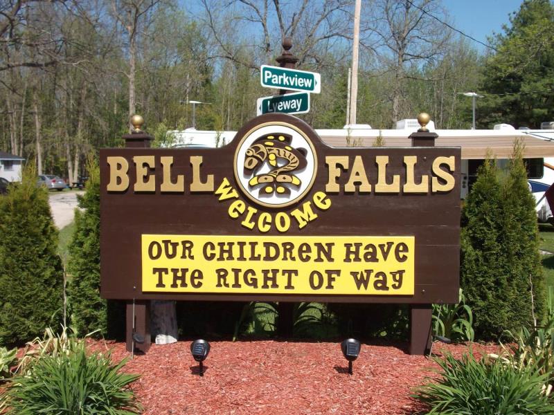 Discover Bell Falls Family Camping - Go RVing Canada